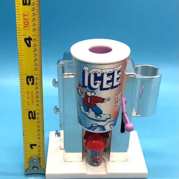 Barbie | Toys | Rare 997 Barbie Mini Mart Icee Machine Only See Notes ...